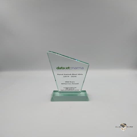 10 Year Service Award made by Clazz Trophy Malaysia | #1 Reliable ...
