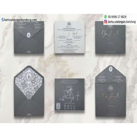 Kartu Undangan Model Single Hardcover + Amplop Batik Putih Abu-Abu | PDF