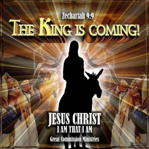 The King is Coming | PPTX