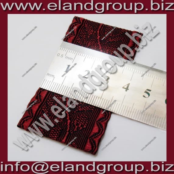 Burgundy oak leaf lace | PDF