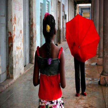 Contemporary Street Photography by Russian photographer Maria Plotnikova | PPSX