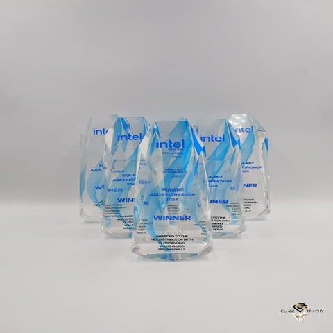 Custom Design Crystal Trophies at Clazz Trophy Malaysia | #1 Reliable ...