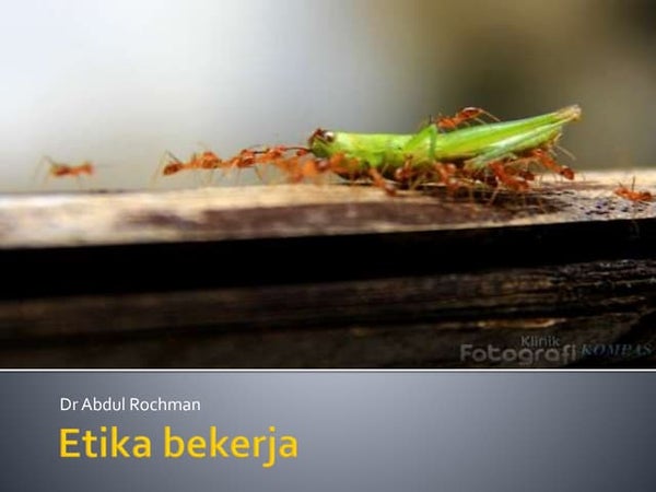 Hukum mengusap wajah setelah berdo Hukum mengusap wajah setelah berdo
