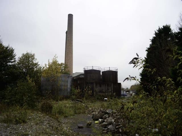 Characters & costumes mood board | PPTX