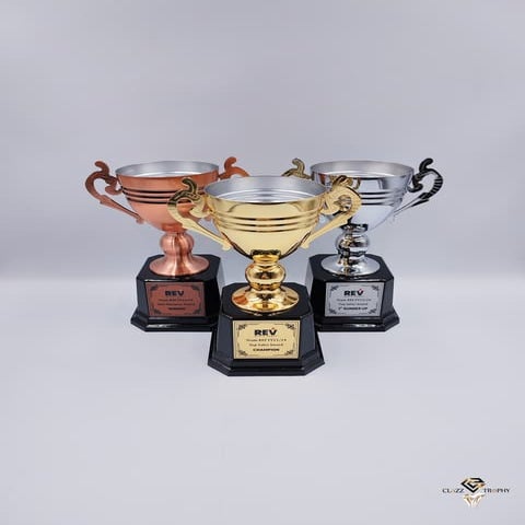 Golden Silver Bronze Cup Trophies at Clazz Trophy Malaysia | #1 ...