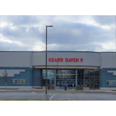 GQT Grand Haven 9 at 3 minutes drive to the north of Grand Haven Dental ...