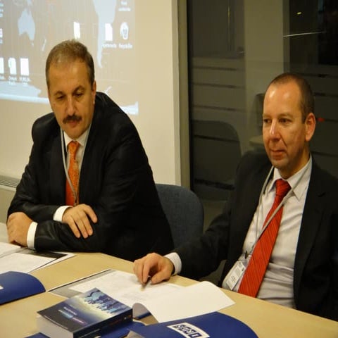 Imagini conferinta | PDF