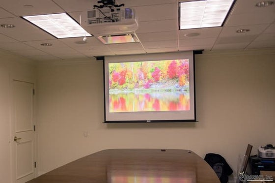 Drop Down Screen & LCD Projector | PPT