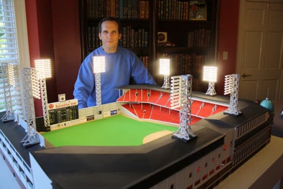 YANKEE STADIUM CIRCA 2008 REPLICA MODEL BY STEVE WOLF | PDF