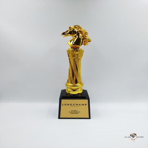 Longchamp Golden Horse Trophies at Clazz Trophy Malaysia | #1 Reliable ...
