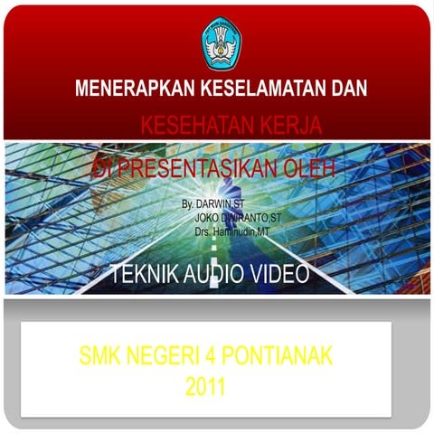 Menerapkan Kesehatan Dan Keselamatan Kerja (K3).pptx