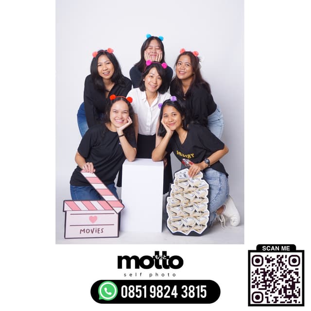 Self Photo II Motto Self Photo . WA 0851 9824 3815 | PDF