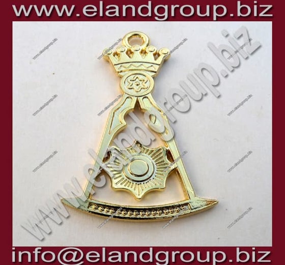 Past master jewel compasses quadrant within wreath | PPT