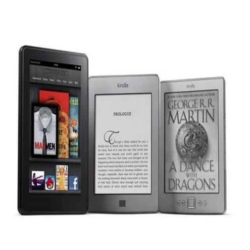 A Year of Us: A Couples Journal: One Question a Day to Spark Fun and ...