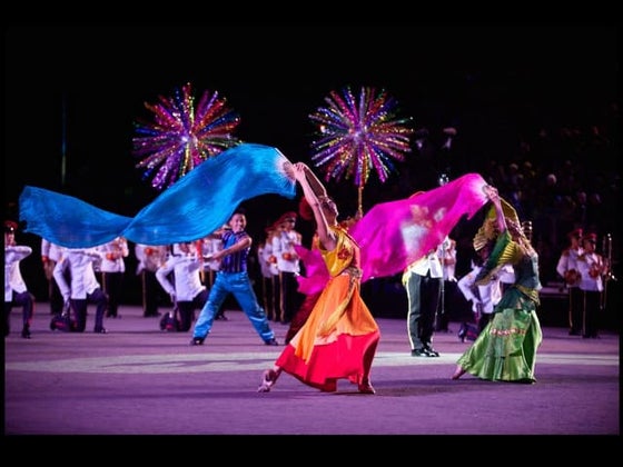 Cirque du Soleil's BLUE OCEAN STRATEGY: One-page Story of How Cirque du ...