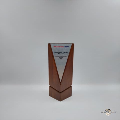 Prudential Custom Wooden Agency Award at Clazz Trophy Malaysia | #1 ...