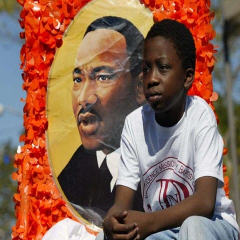 Remembering a Revolutionary: Martin Luther King's life in photos | PPT