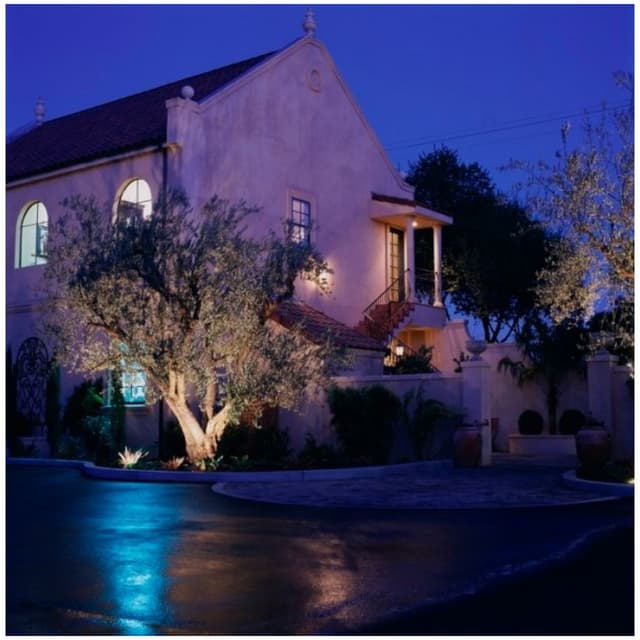 Taylor Roberts Bldg. 1 At Night | PDF