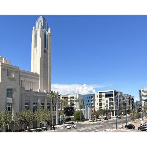 The Smith Center for the Performing Arts at 20 minutes drive to the ...