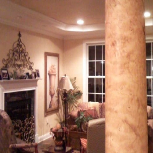 Woodgrain Column Closeup | PDF